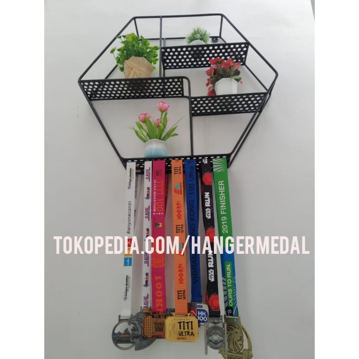 Jual Rak Tanaman - Medal Hanger - Gantungan Medali Tropi Hexagon Rak ...