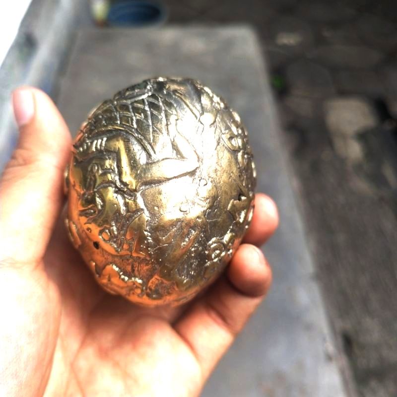 Jual Teluk Koclak / Telur Kocak / Telur Rajah Motif Ukir Semar Bagong ...