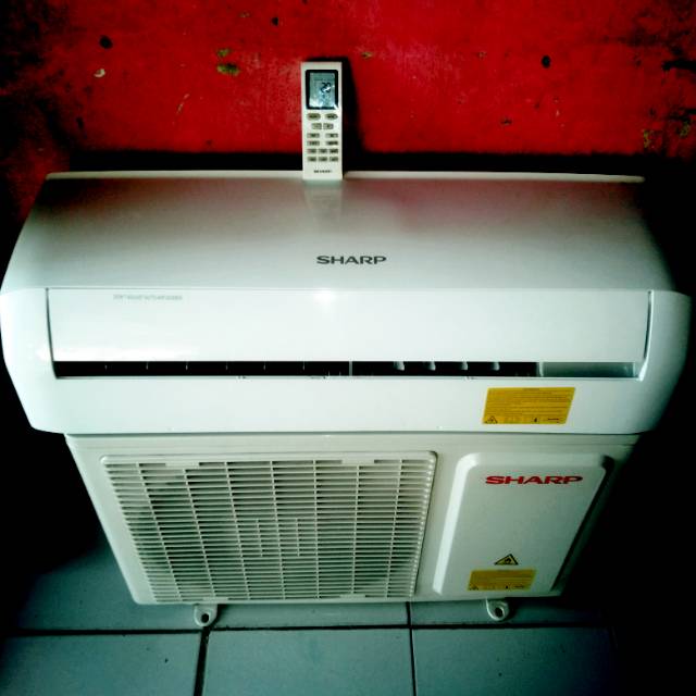 Jual Ac second setengah PK lowwat merk sharp R32 | Shopee Indonesia