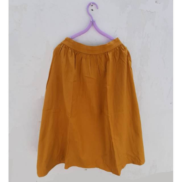 Jual Uniqlo skirt rok uniqlo GU uniqlo | Shopee Indonesia