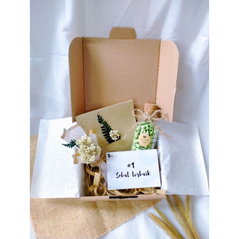 Jual GIFT BOX/kado lucu/hampers wisuda/hampers/kado murah | Shopee ...