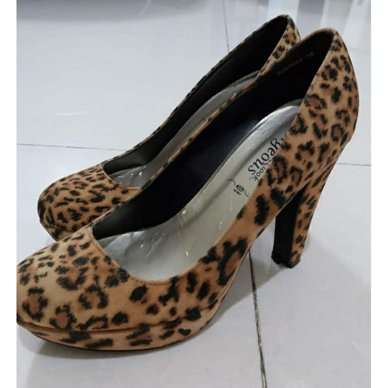 Jual PL-Sepatu Hak Gorgeous ( New Look ) | Shopee Indonesia