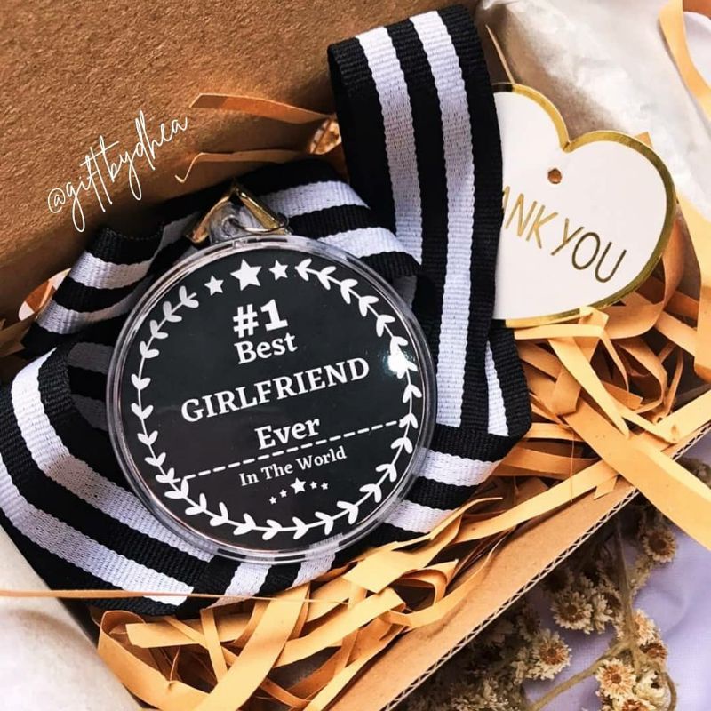 Jual medali custom akrilik / kado unik /kado anniversary /medali custom ...