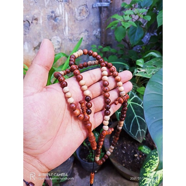 Jual tasbih kombinasi 4 kayu bertuah koka kaoka setigi secang Brahma ...