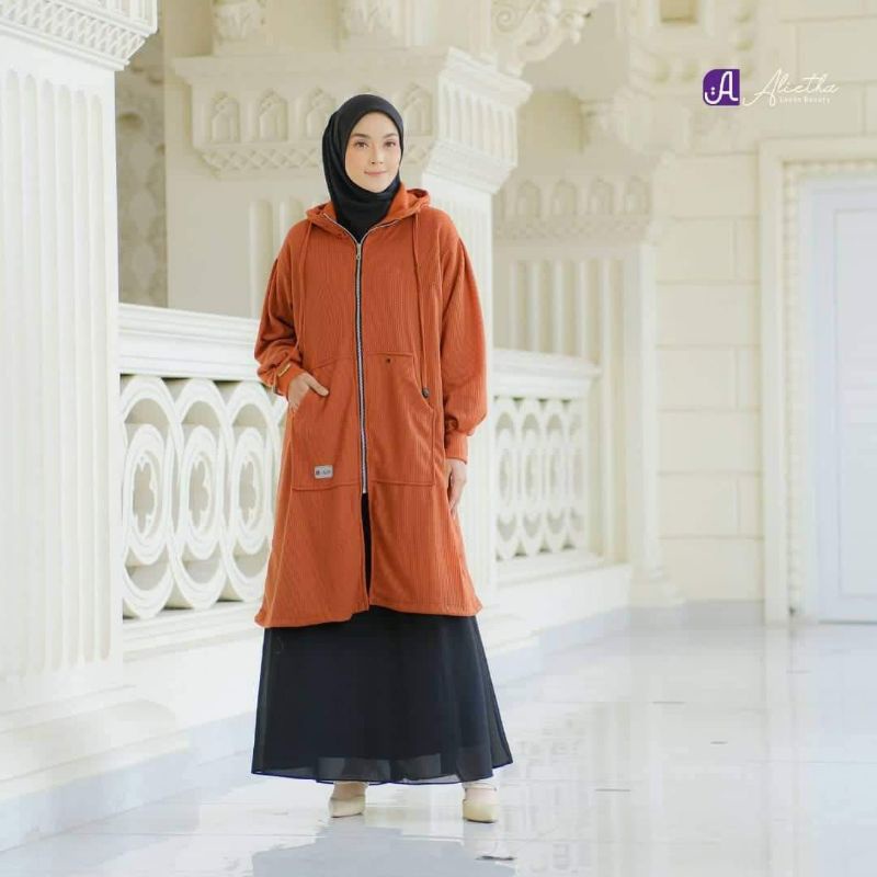 Jual FATHIYAH OUTER MUSLIMAH ORI ALIETHA JACKET WANITA TERBARU VIRAL ...
