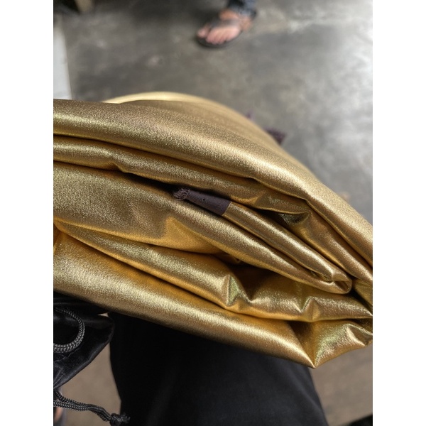 Jual Kain Lame semi kulit - Lame emas - Kain emas - Kain gold | Harga ...