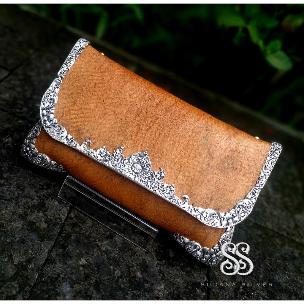 Jual Tas Hand Bag Clucth Kuningan Kombinasi Serat Kayu Bali | Shopee ...