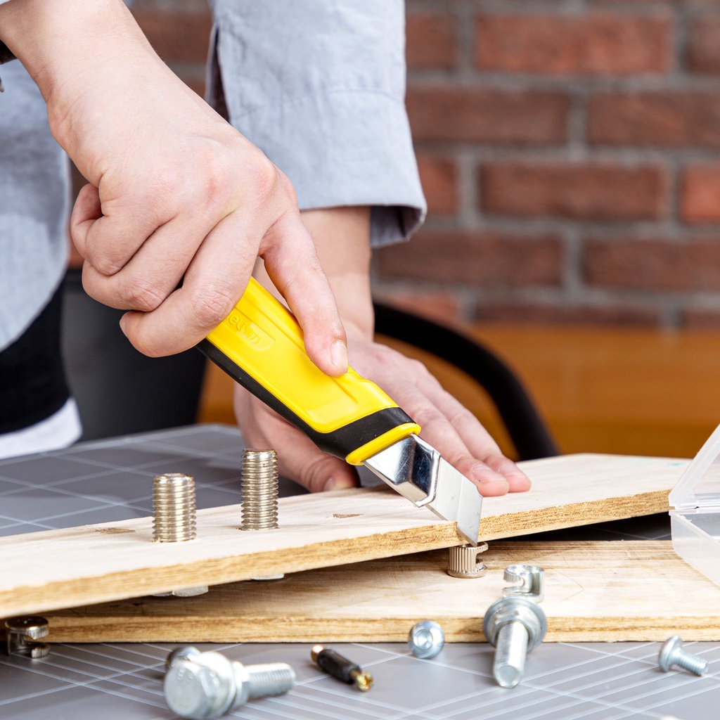 Jual Deli Utility Knife / Cutter Pisau SK4 Bahan ABS+TPE EDL018Z ...