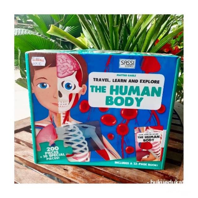 Jual Sassi Science travel learn and explore The Human Body | Shopee ...