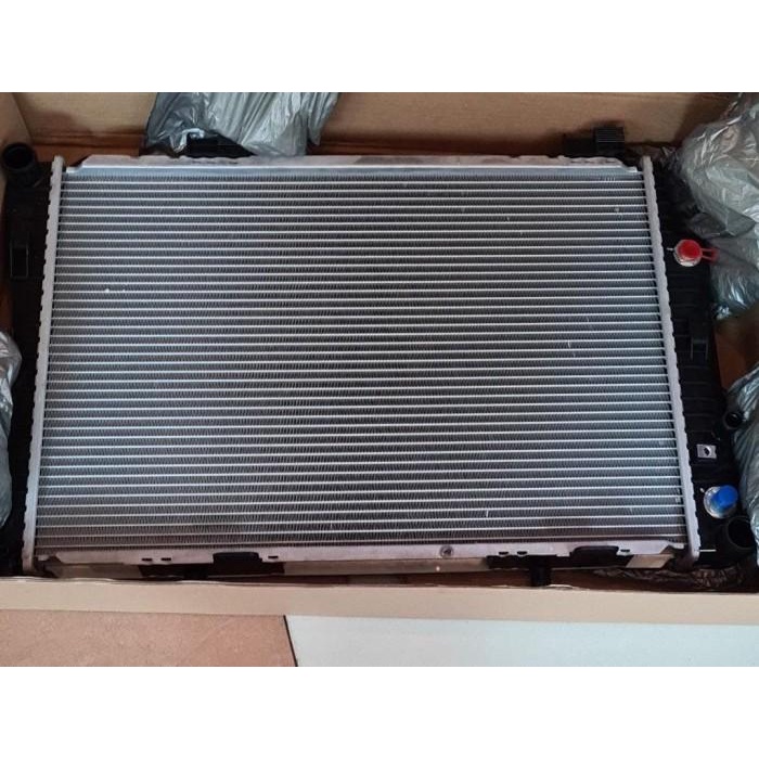 Jual Radiator Mercedes Benz W202 C200 Automatic Matic VALEO Mercy ...