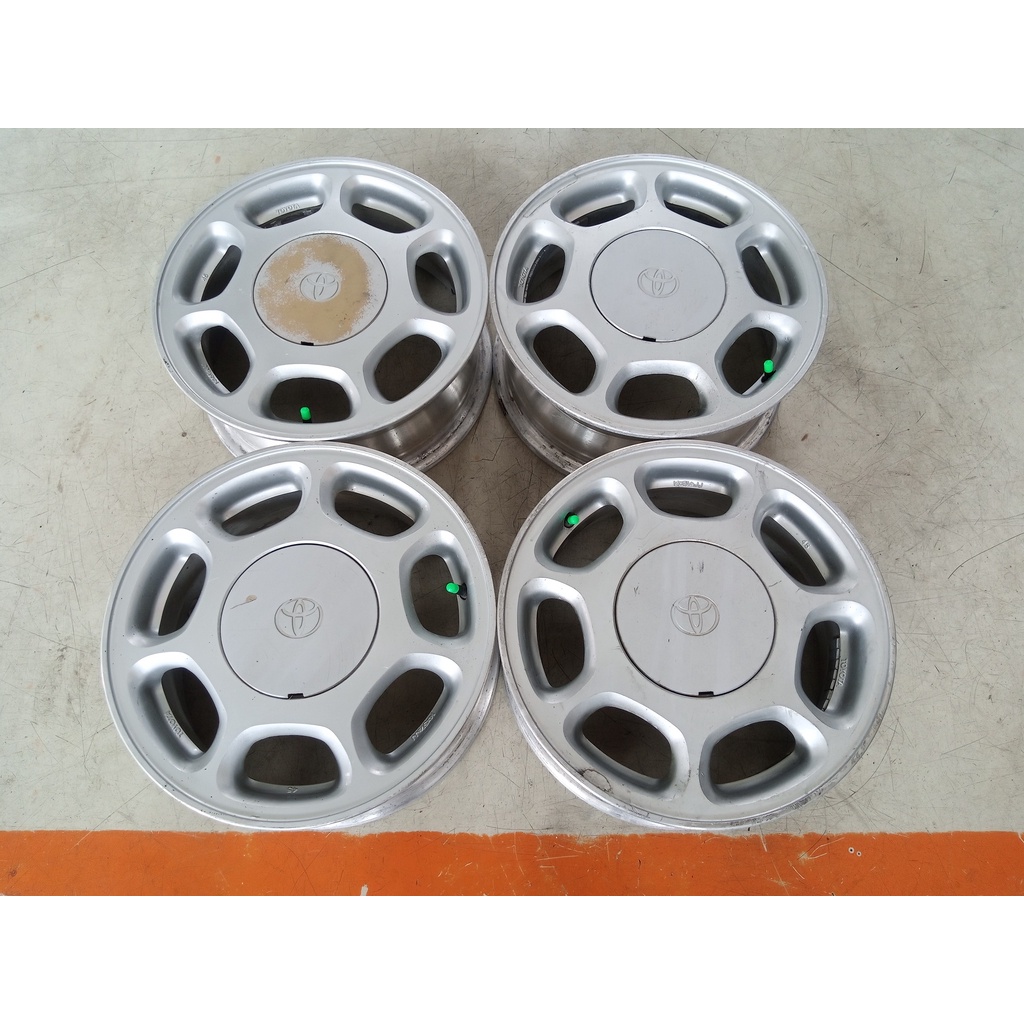 Jual Velg Mobil Bekas Oem Toyota Soluna Ring 14 Pcd 4x100 Silver ...