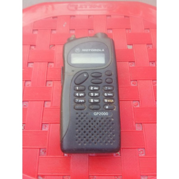 Jual HT MOTOROLA GP 2000 VHF BEKAS | Shopee Indonesia