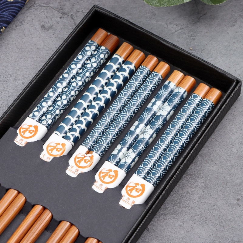 Jual Sumpit set isi 5 pasang sumpit kayu japan / sumpit premium set ...