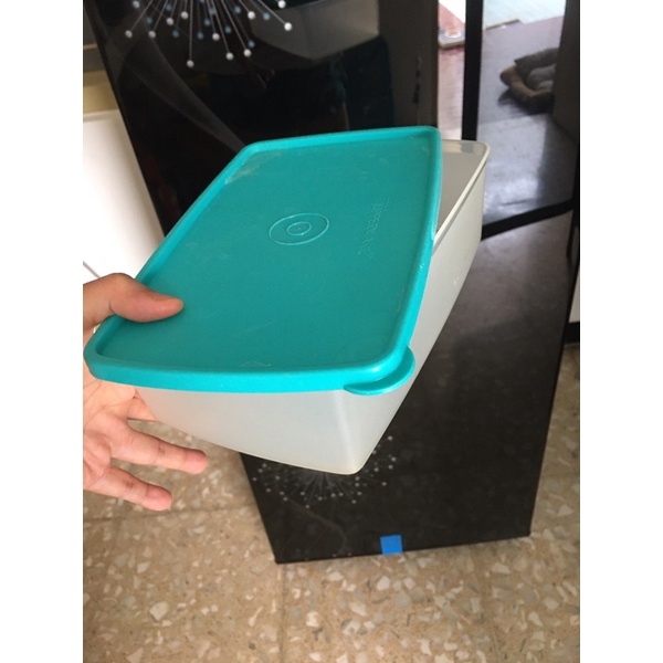 Jual tupperware bekas tempat sayur di kulkas | Shopee Indonesia