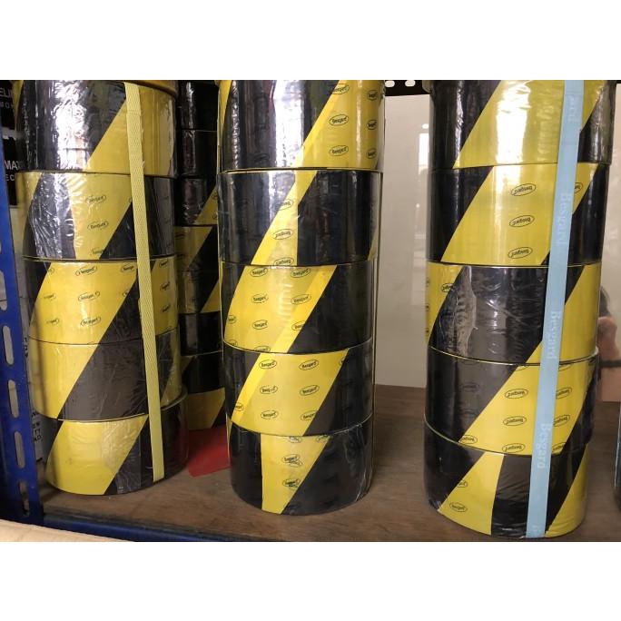 Jual Garis Pembatas/ Police Line Hitam Kuning ukuran 3x300m | Shopee ...