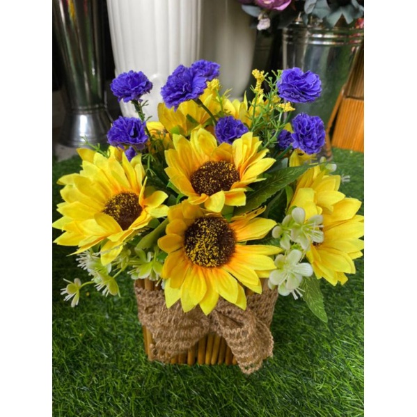 Jual Rangkaian Bunga Matahari dengan Vas Bambu | Shopee Indonesia