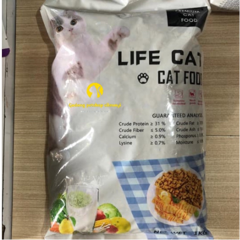 Jual MAKANAN KUCING - LIFE CAT 1KG | Shopee Indonesia