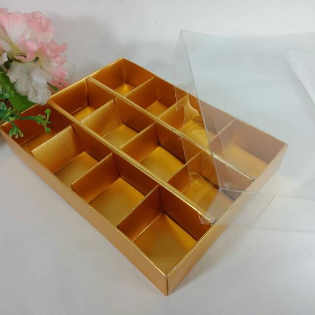 Jual Box sekat 12 coklat praline | Shopee Indonesia