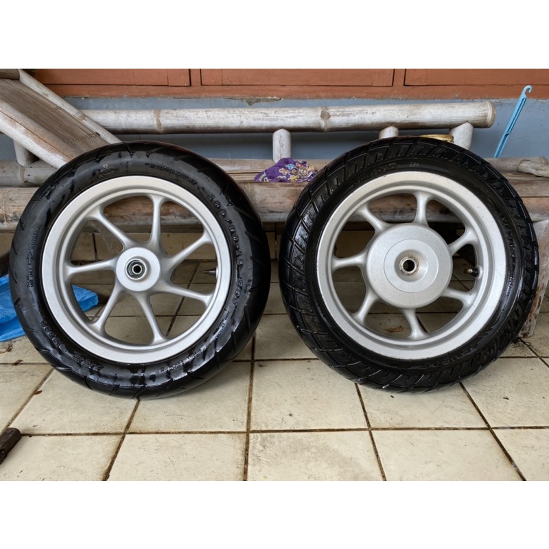 Jual velg scoopy ring 12 k93 silver | Shopee Indonesia