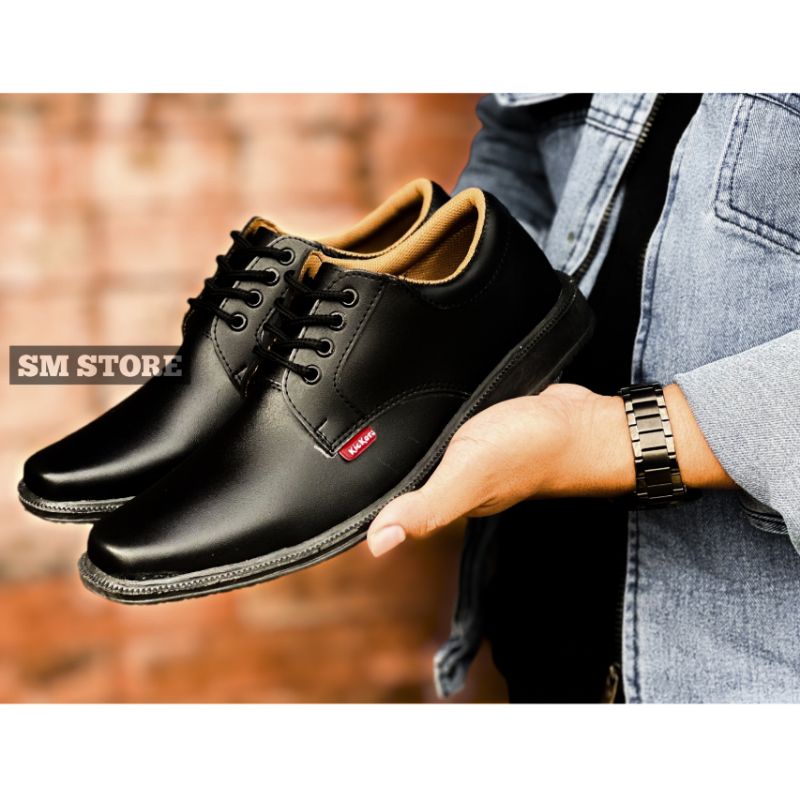 Jual SEPATU PANTOFEL KULIT KICKERS | SEPATU KANTOR PRIA | Shopee Indonesia