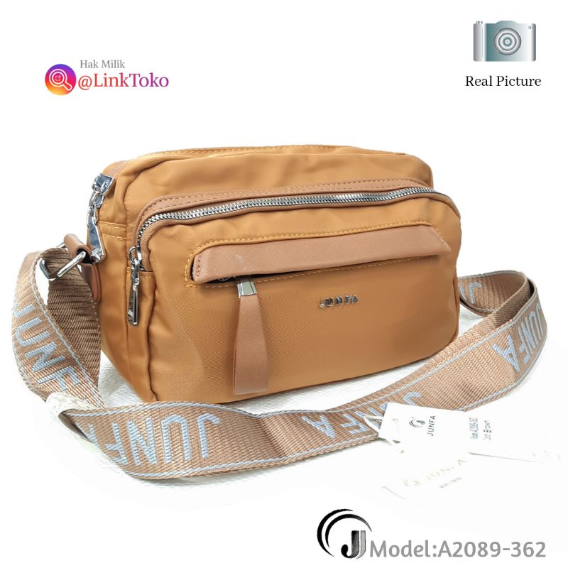 Jual Tas Wanita Model Radio Original Selempang Junfa-A2089-362 Nilon Super | Shopee Indonesia