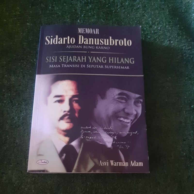Jual MEMOAR SUDARTO DANUSUBROTO Ajudan Bung Karno SISI SEJARAH YANG ...