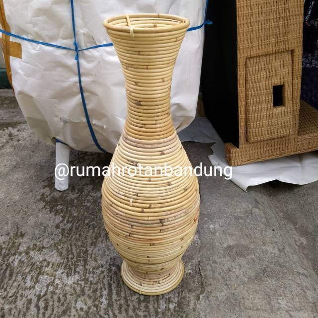 Jual Guci Rotan Asli 70cm / vas bunga rotan asli | Shopee Indonesia