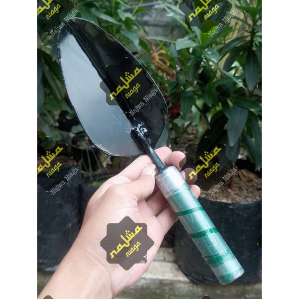 Jual peralatan berkebun sendok tanah sekop tanah | Shopee Indonesia