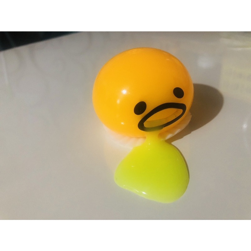 Jual Alat Permainan Edukatif muntah gudetama vomit emoticon slime ...