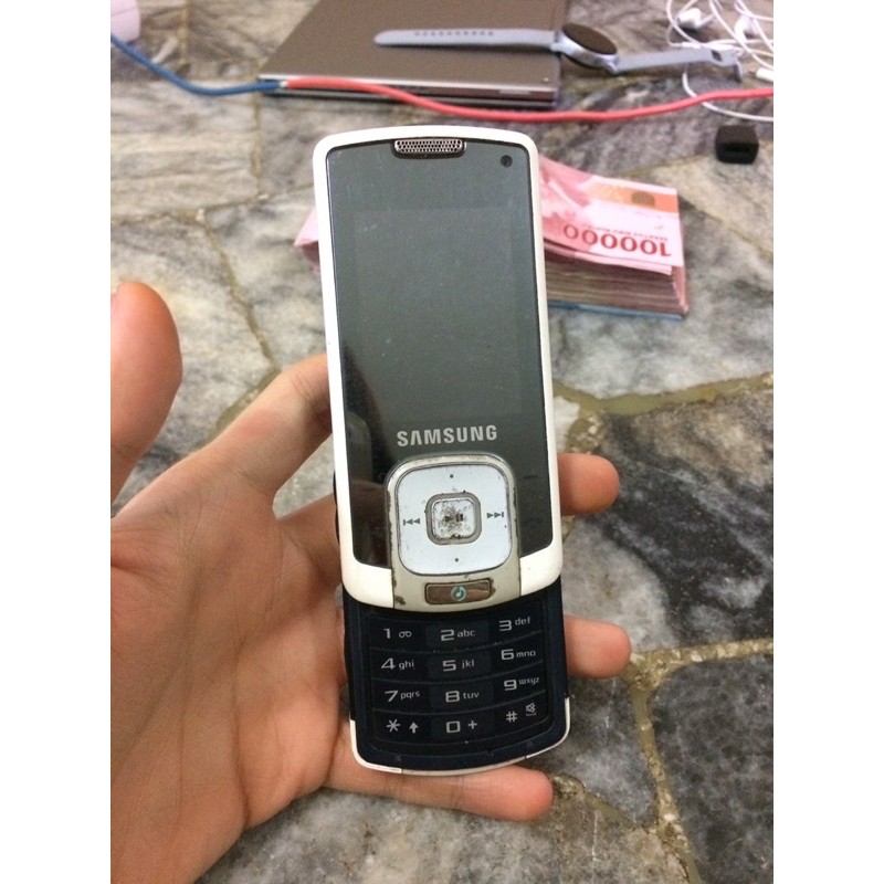 Jual SAMSUNG SLIDING F330 NORMAL BATANGAN | Shopee Indonesia