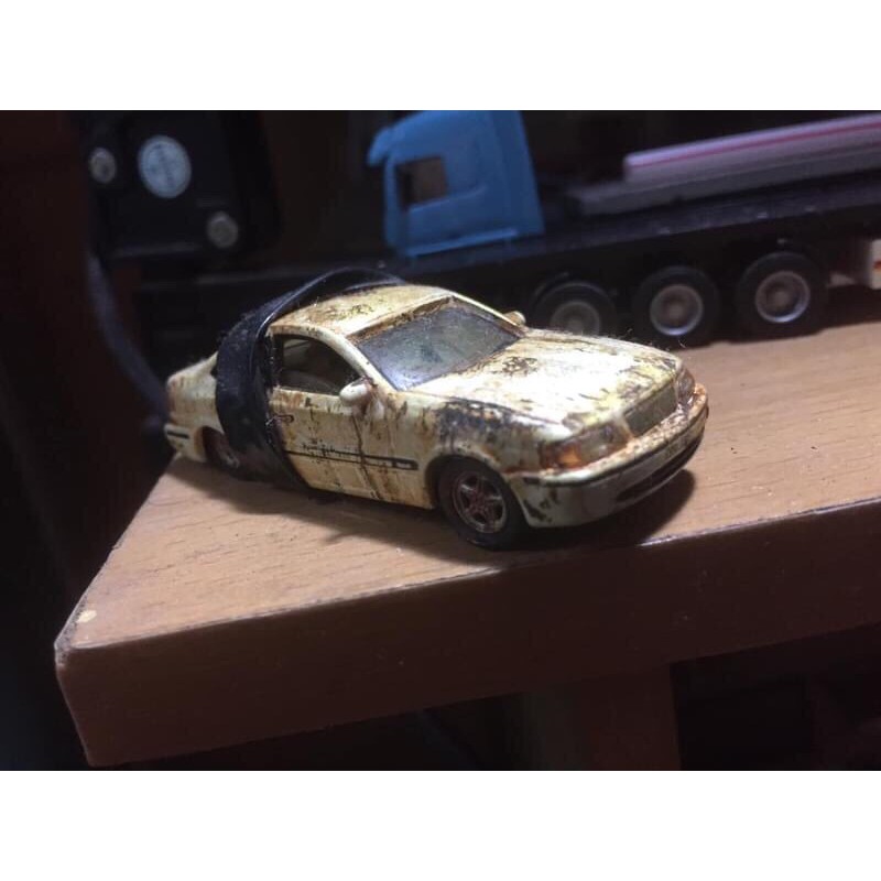 Jual Diecast Volvo Junk karat rongsok rusty cocok utk diorama bukan ...