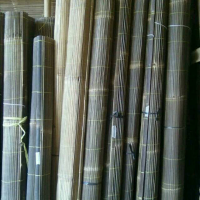 Jual Tirai krey bambu hitam penghalau panas dan hujan (tempias) | Shopee Indonesia