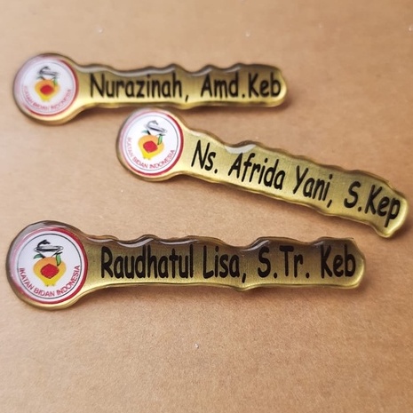 Jual Name Tag Karakter Kuningan atau Stainless | Shopee Indonesia