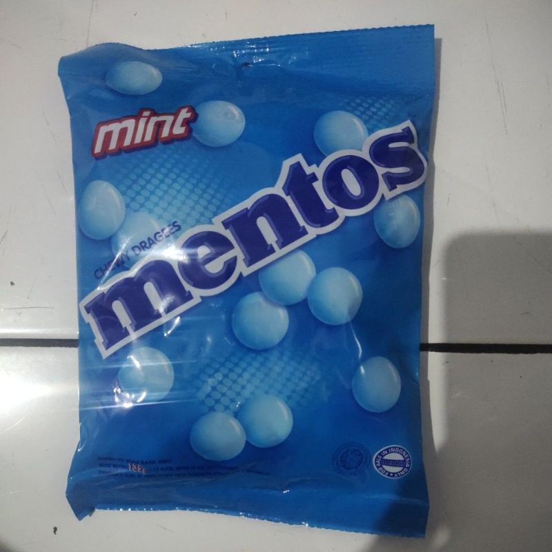 Jual MENTOS PERMEN GULA RASA MINT 50BUTIR (135GR) | Shopee Indonesia