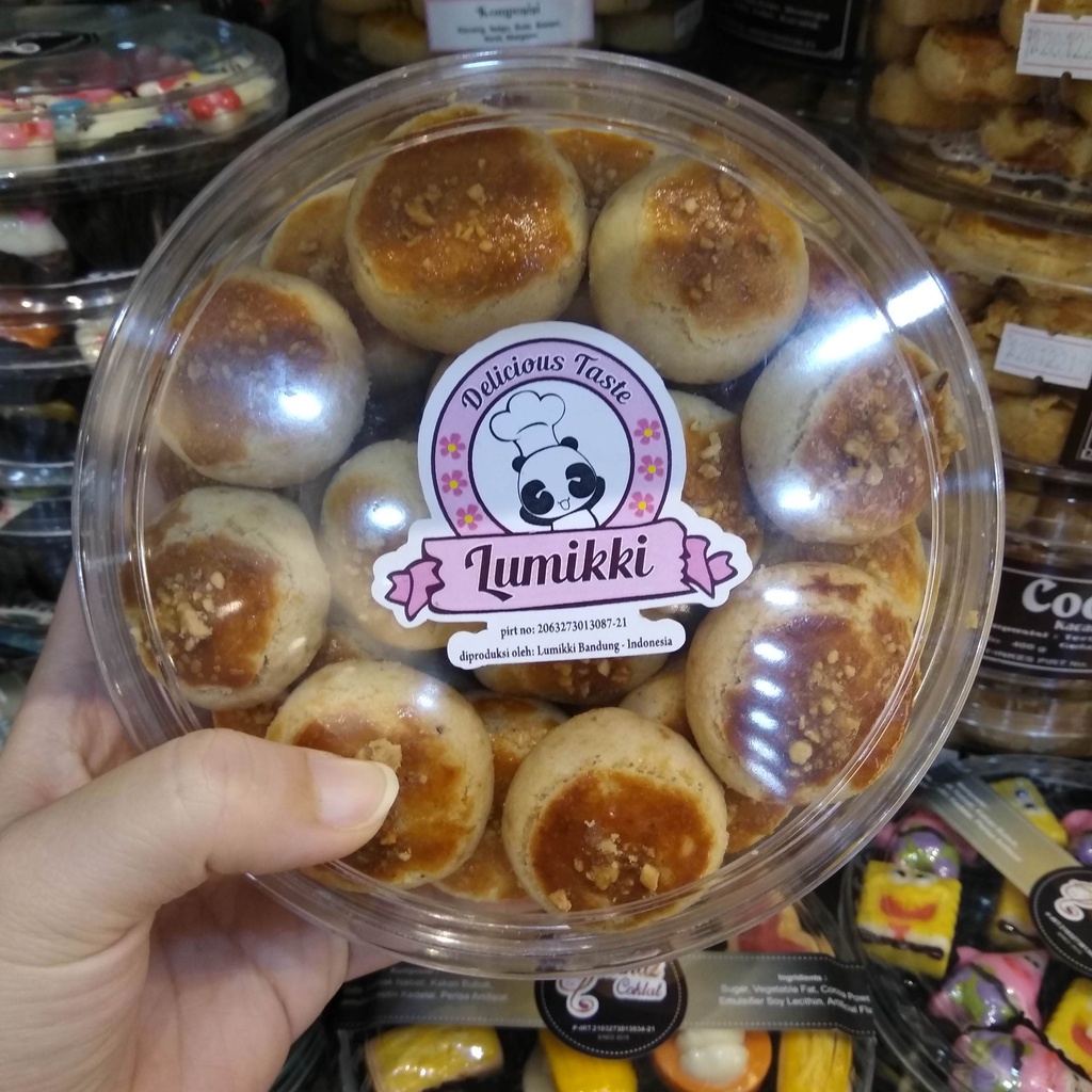 Jual KUE KACANG IRA LUMIKKI PR BANDUNG PASTRY LAPIS KULINER CEMILAN ...