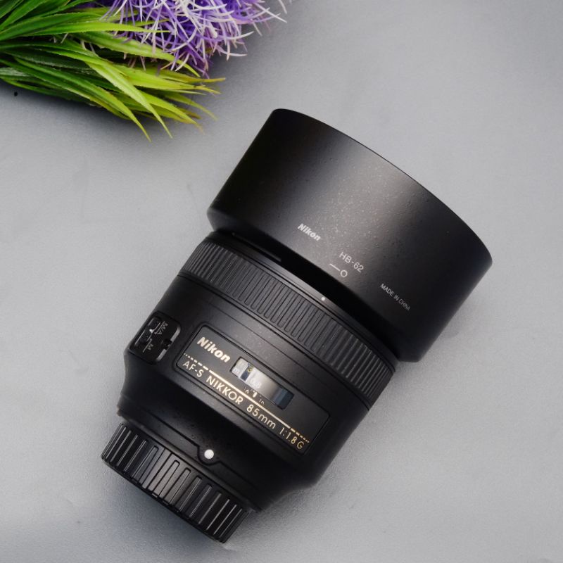 Jual Lensa Nikkor AFS 85mm f1,8 G Mulus lengkap | Shopee Indonesia