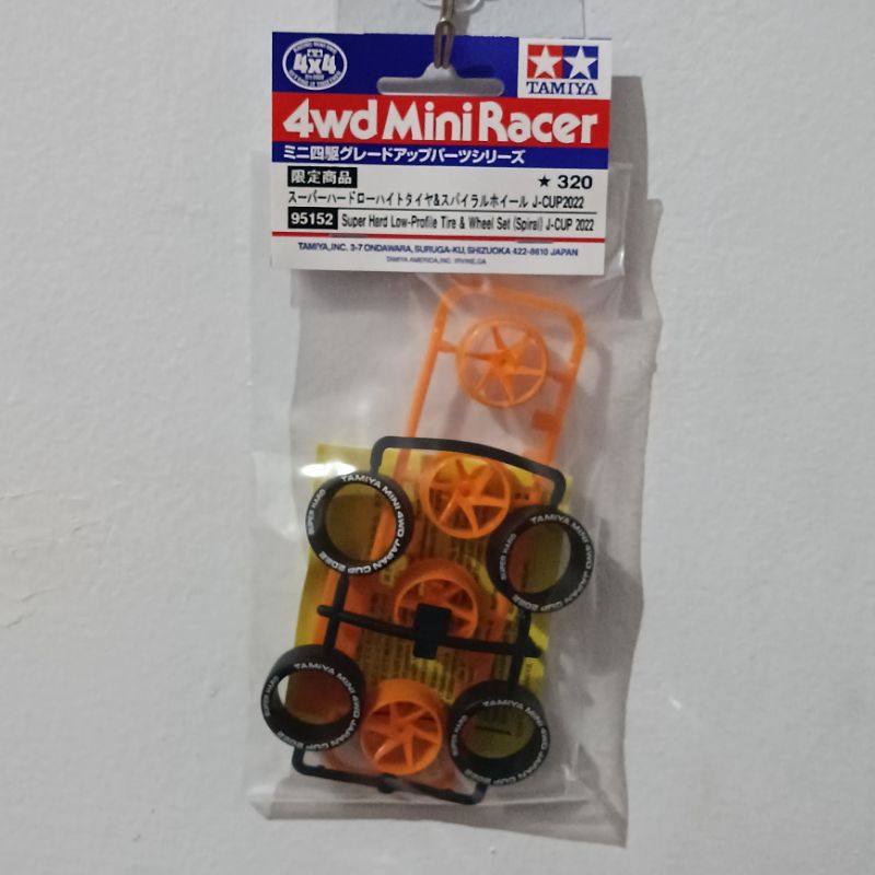 Jual Tamiya 95152 Ban Super Hard Medium & Velg Spiral Orange J-Cup 2022 ...