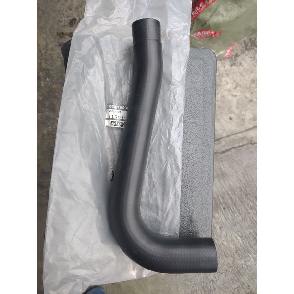 Jual selang radiator atas Nissan Terrano Z24 Original | Shopee Indonesia