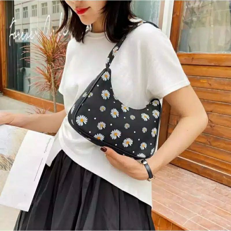 Jual Tas klasik tekstur fashion bunga daisy / Tas tangan wanita ...