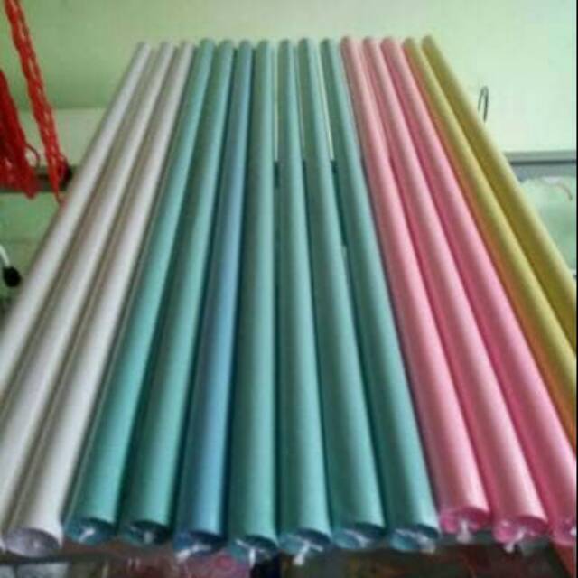 Jual Karton manila uk 61 x 86 140 gsm | Shopee Indonesia