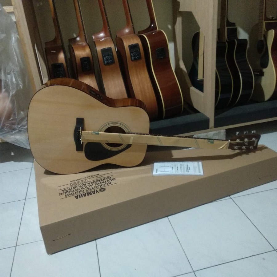 Jual Gitar Akustik Elektrik Yamaha Tipe FX-310 Original | Shopee Indonesia