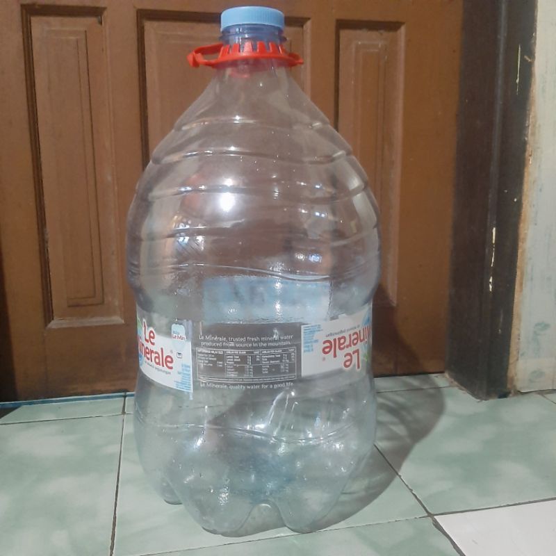 Jual botol galon kosong botol bekas | Shopee Indonesia