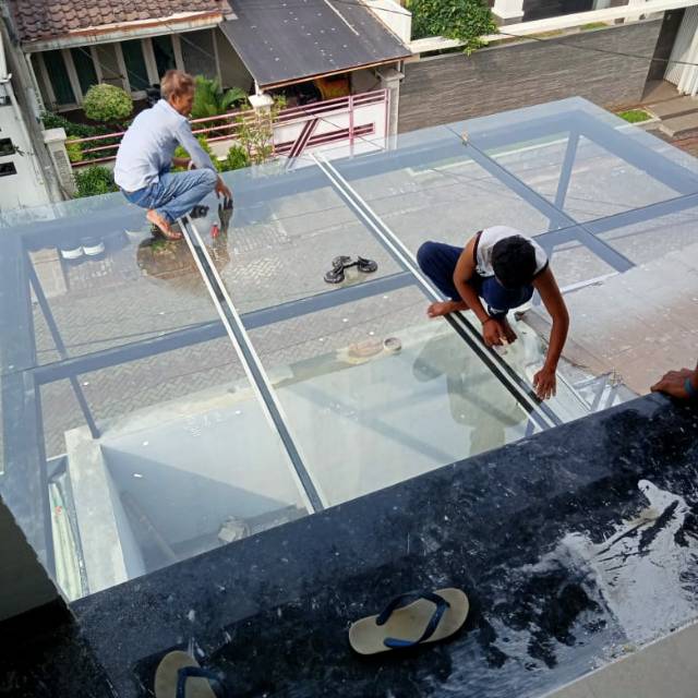 Jual Kanopi kaca tempered | skylight | kanopi void | awning | Shopee ...