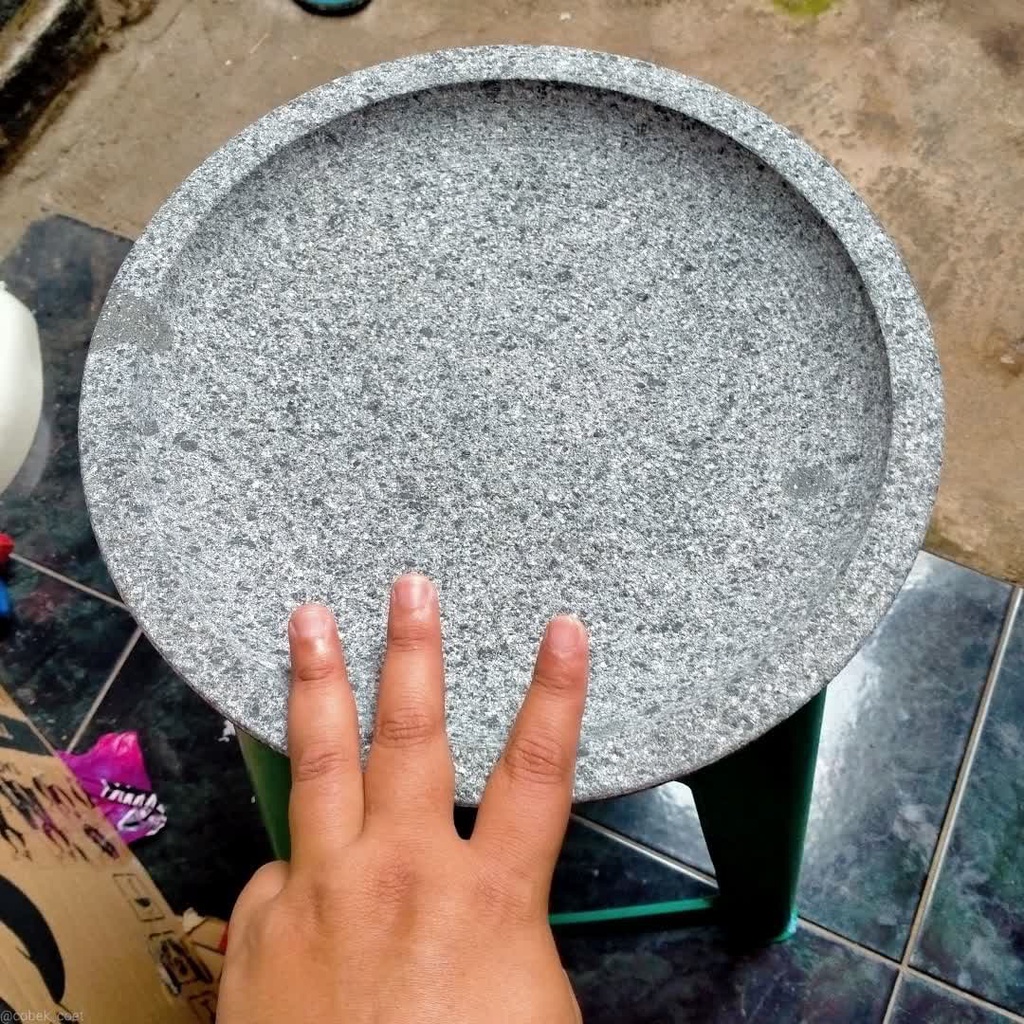 Jual Cobek Batu Ukuran Diameter 32 cm Bulat Dari Batu Alam Asli ...