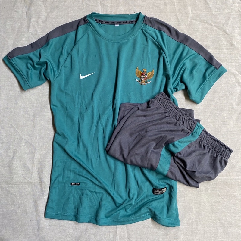 Jual JERSEY LATIHAN TIMNAS/ JERSEY LATIHAN TIMNAS INDONESIA/ TIMNAS ...