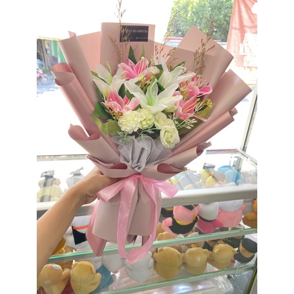 Jual BUCKET BUNGA LILY ARTIFICIAL HADIAH LAMARAN ANNIVERSARY VALENTINE ...