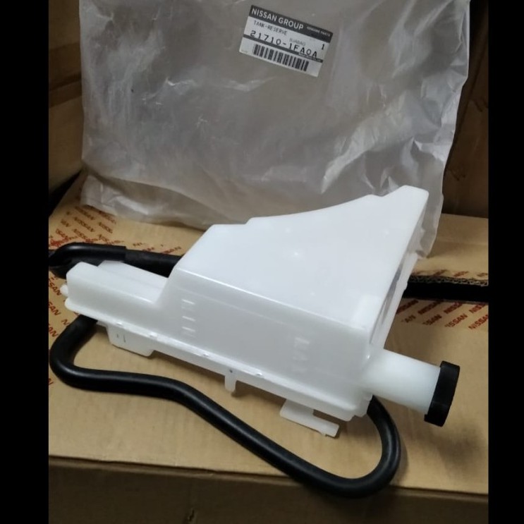 Jual TABUNG AIR RADIATOR TANK RESERVOIR NISSAN JUKE 21710-1FA0A ...