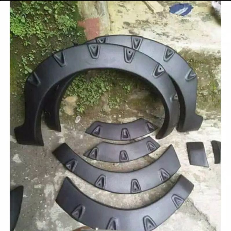 Jual over fender all new toyota Rush tahun 2018 ke atas | Shopee Indonesia