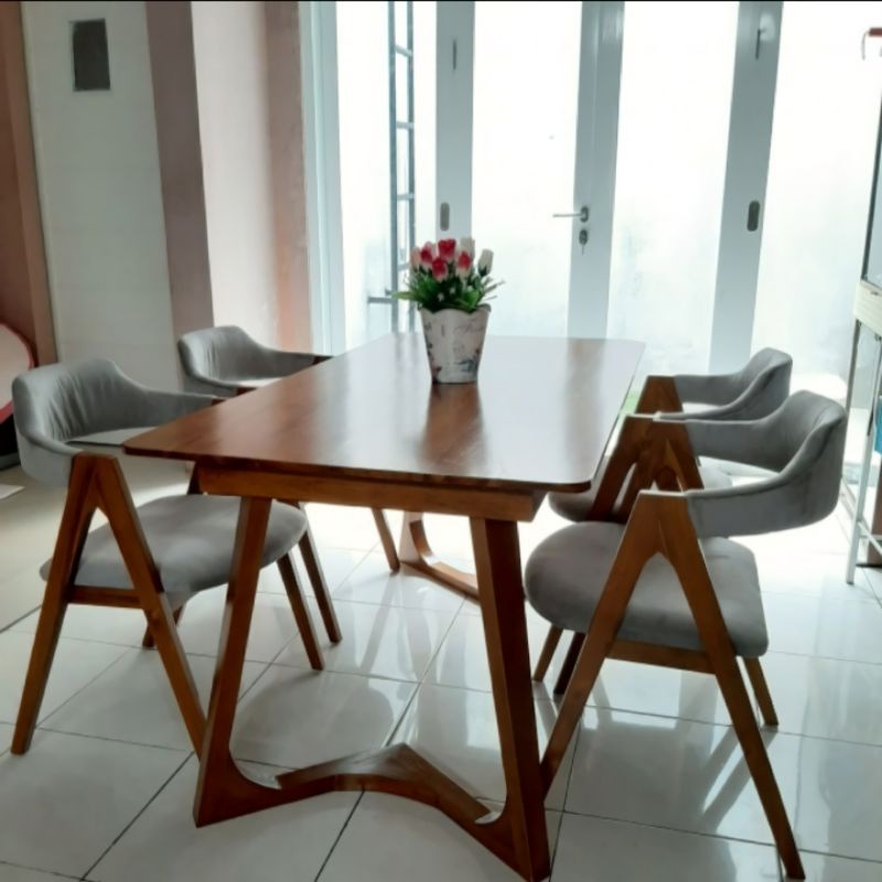 Jual MEJA MAKAN JATI SET 4 KURSI MAKAN MINIMALIS MODERN KEKINIAN BERKUALITAS | Shopee Indonesia