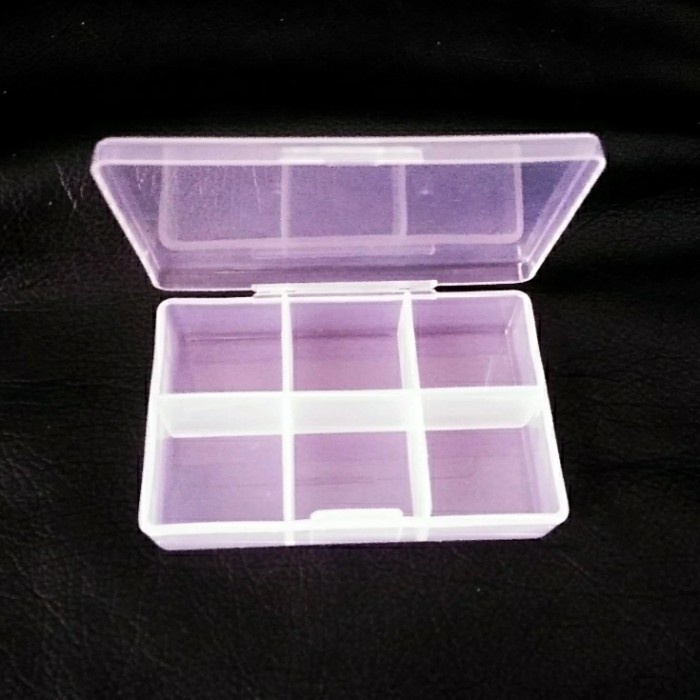 Jual Kotak Tempat Penyimpanan Barang Kecil / Obat (6 Sekat) | Shopee ...